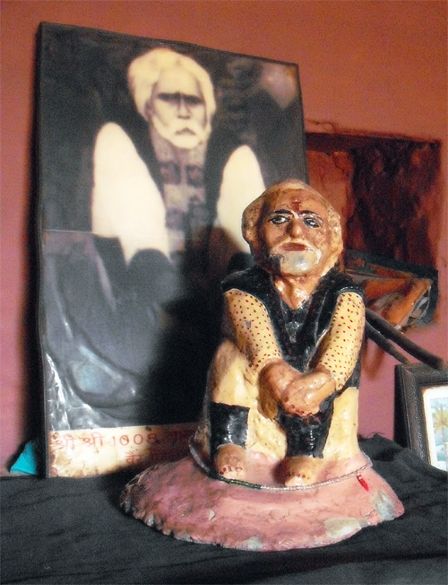 MANOHAR DAS